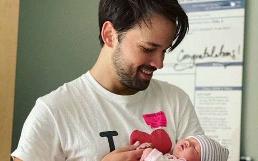 Nathan Kress, de 'iCarly', anuncia nascimento da segunda filha - Quem ...