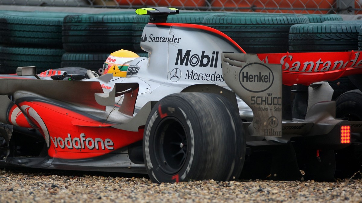 Erro banal impediu Lewis Hamilton de conquistar título histórico na ...