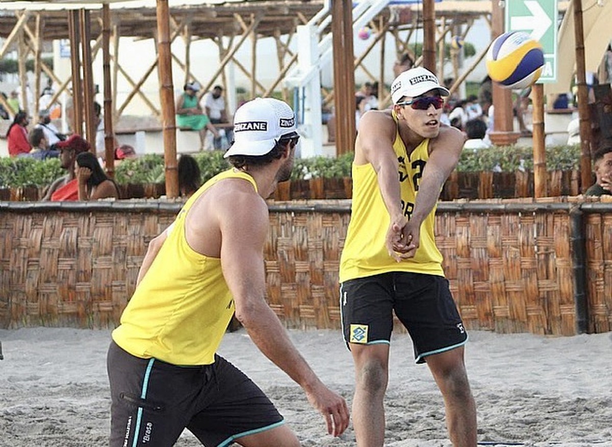 Líderes do ranking do Circuito Brasileiro, Renato e Vitor Felipe vibram ...