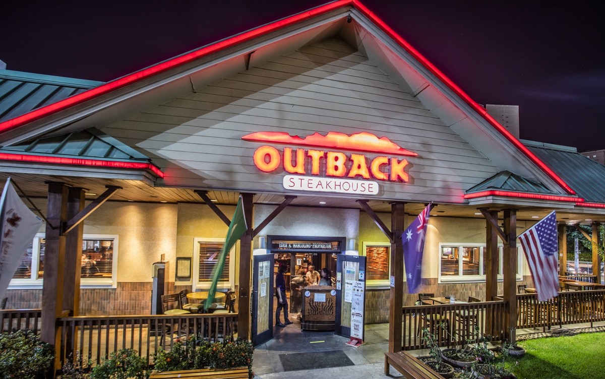 Outback Steakhouse abre 20 oportunidades de emprego sem experiência em ...