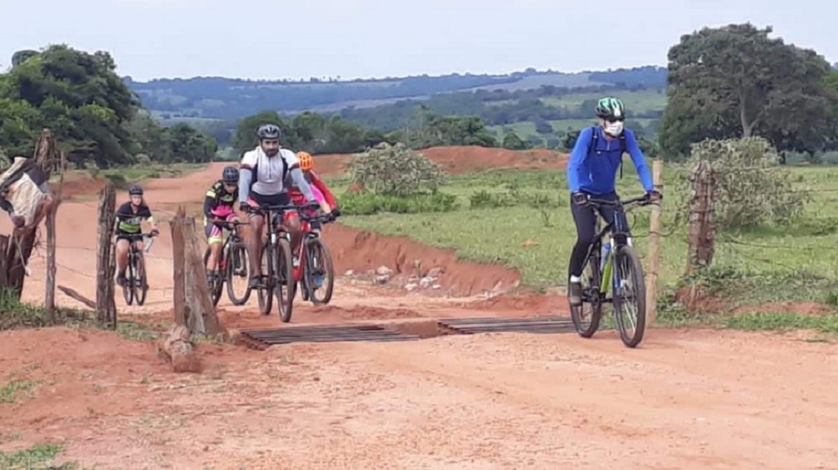 Projeto produz guia de ciclismo com percursos e trilhas no Geopark ...