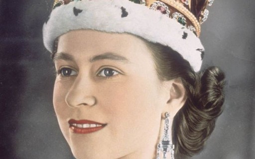 Conheça a história da segunda coroa escondida na Torre de Londres que a ...