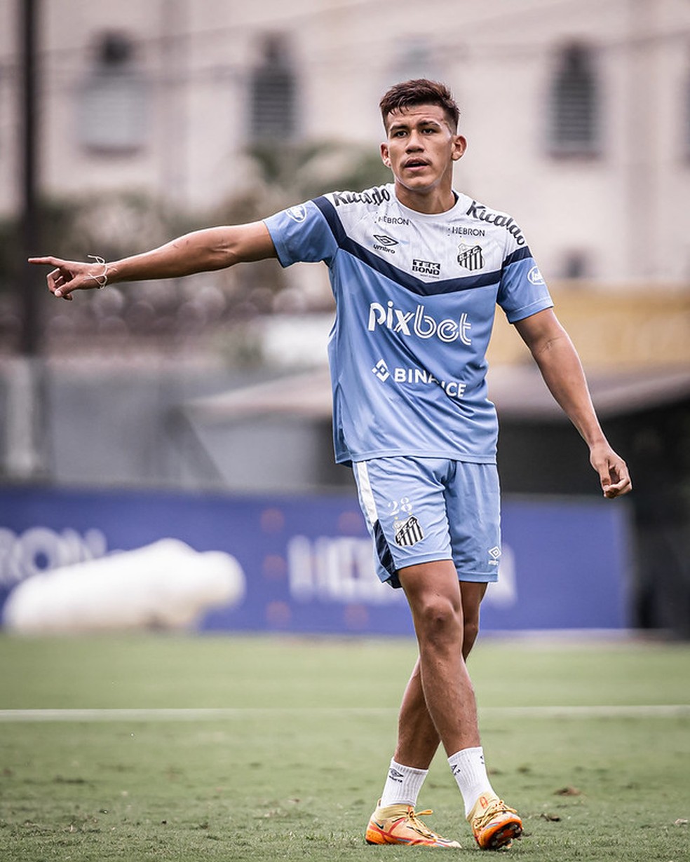 Santos acerta renovação de contrato com Leonardo Zabala - SP NOTÍCIAS