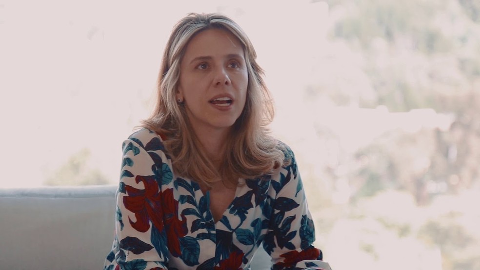 Escritora colombiana Ana María Parra ministra aulas em Fortaleza ...