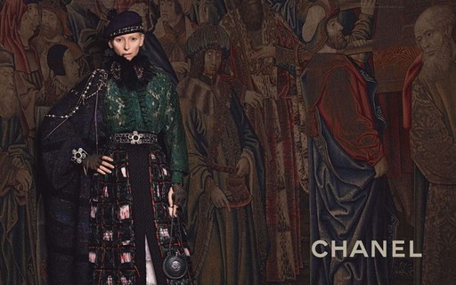 Tilda Swinton estrela nova campanha da Chanel - Revista Marie Claire | Moda