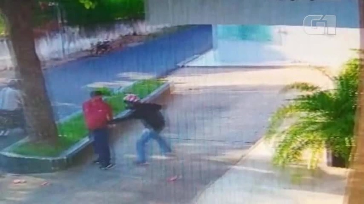 Vídeo Mostra Pm Sendo Baleado Na Cabeça Ao Reagir A Assalto Na Zona