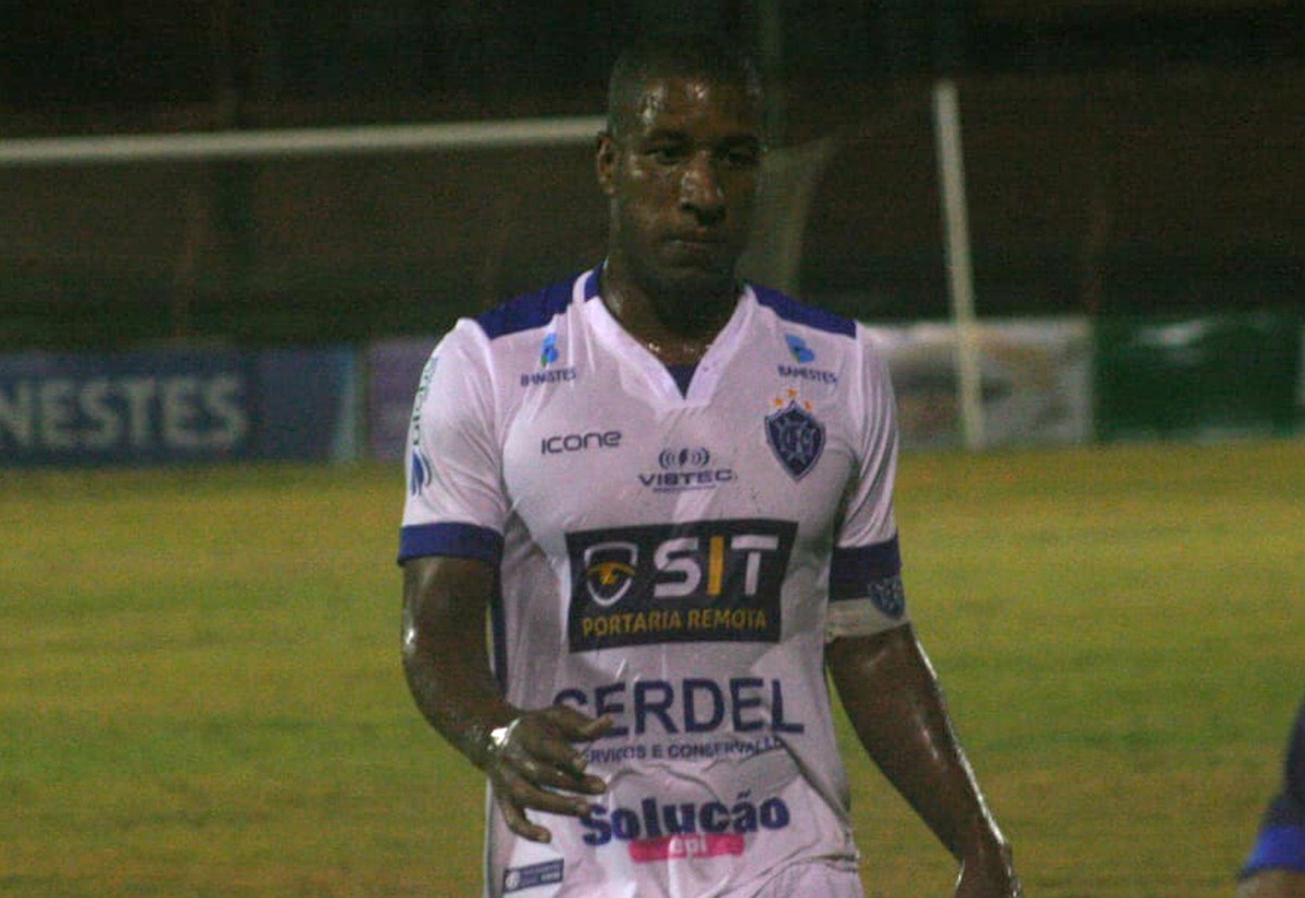 Rodrigo César lamenta empate no final do jogo e defende Harrison: "ele ...