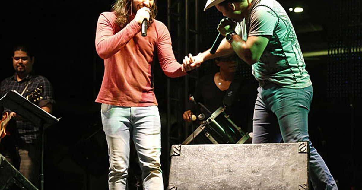 G1 - Ator José Barbosa faz 'ponta' em show no São João da Capitá ...