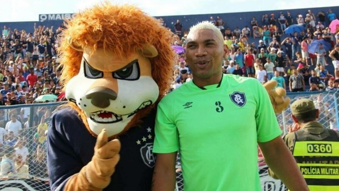 Com Caça-Rato no banco, Remo e Parauapebas jogam no Mangueirão