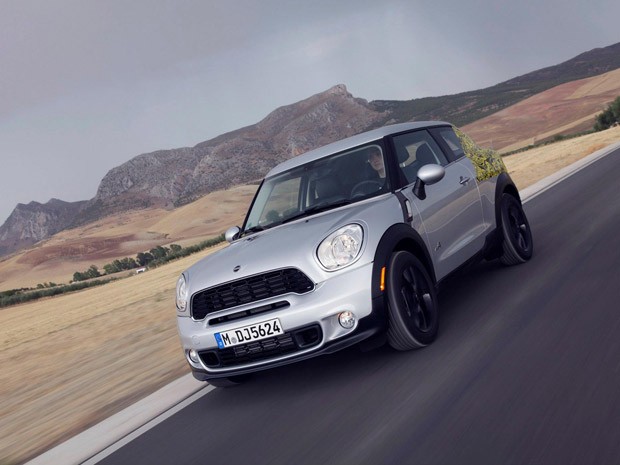 Auto Esporte - Mini revela imagens da versão de produção do crossover ...