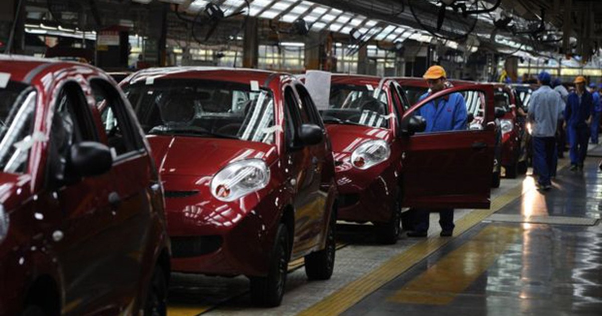 Auto Esporte - De 170 mil para 2,8 mil carros por ano: os números do ...