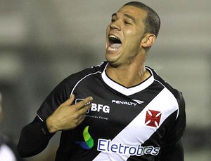 Nilton descarta relaxamento contra o ex-time: 'Estamos buscando o ...