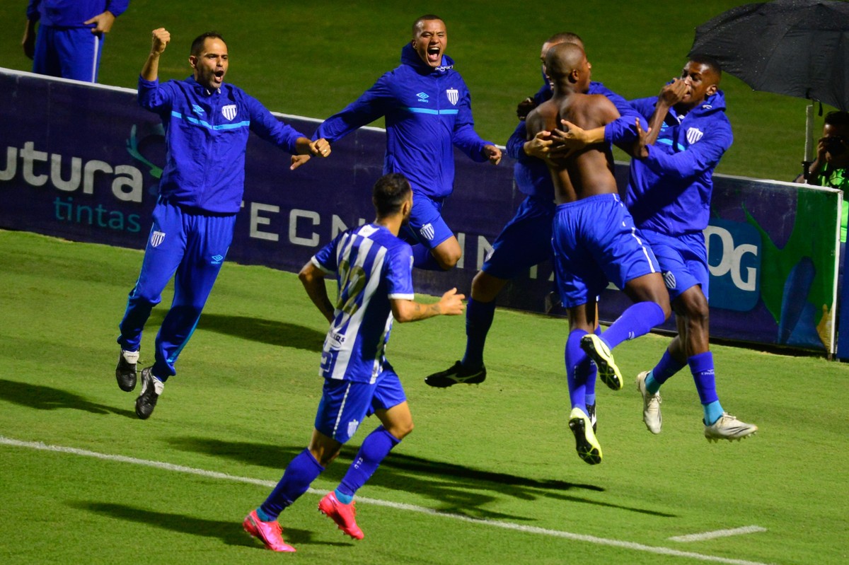 Base ganha espaço e consolida força com participação em 75% dos gols do ...