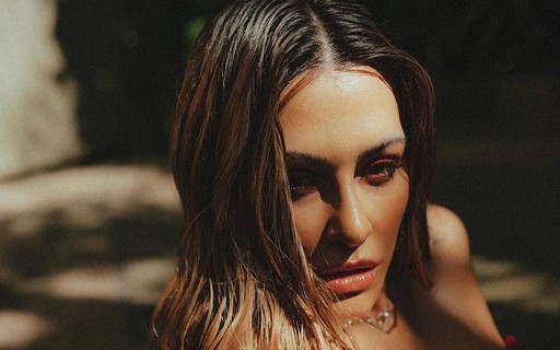 Cleo faz carão e encanta em ensaio: 'Vou te incendiar' - Revista Marie ...
