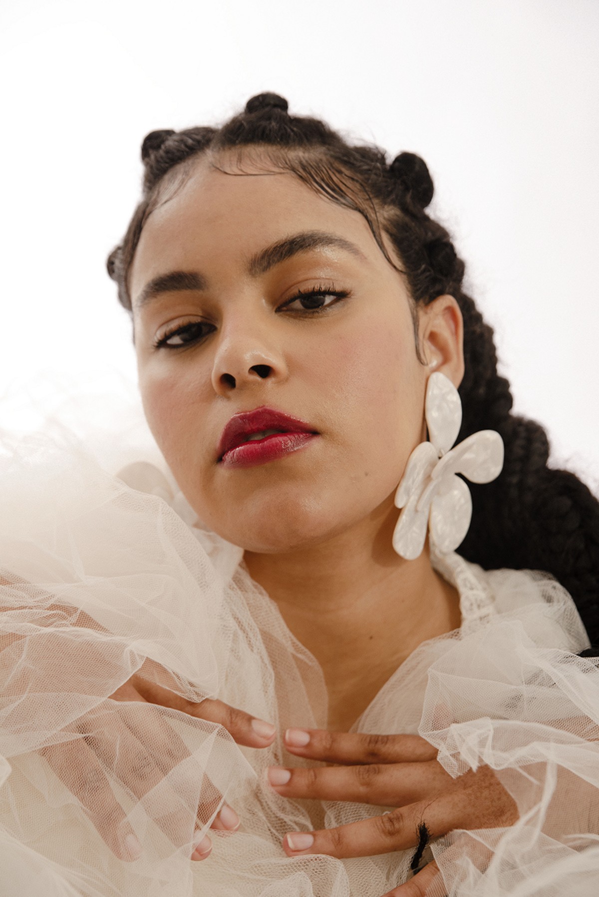 Rachel Reis lança mais um single do seu aguardado álbum de estreia | Tá ...