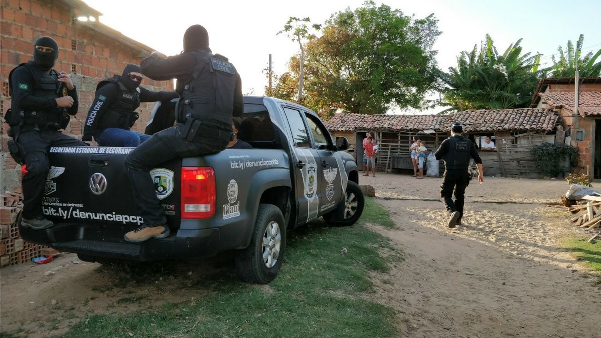 Operação Da Polícia Civil Prende Quatro Por Tráfico De Drogas Em