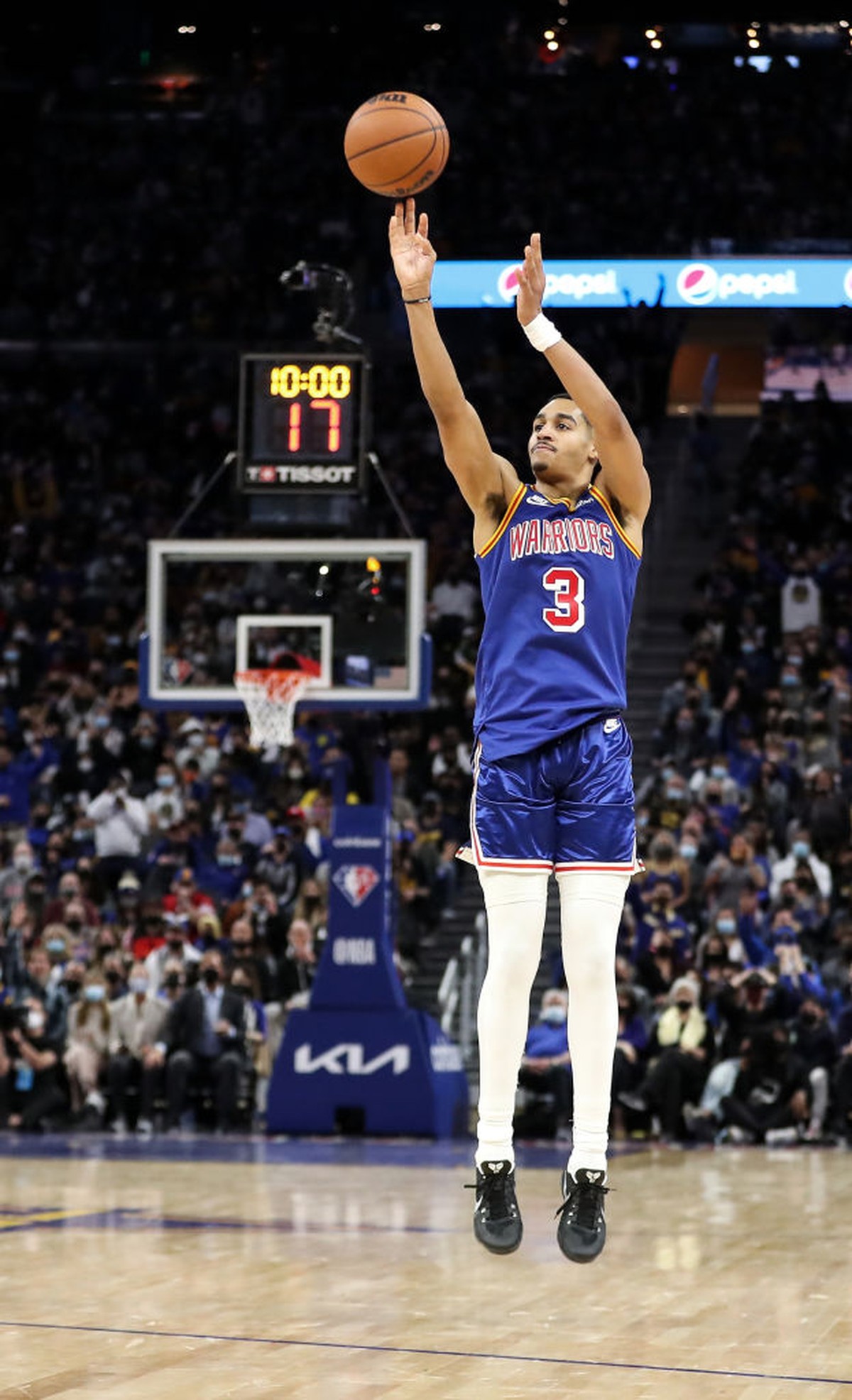 Sem Splash Brothers, Jordan Poole comanda vitória do Golden State sobre ...