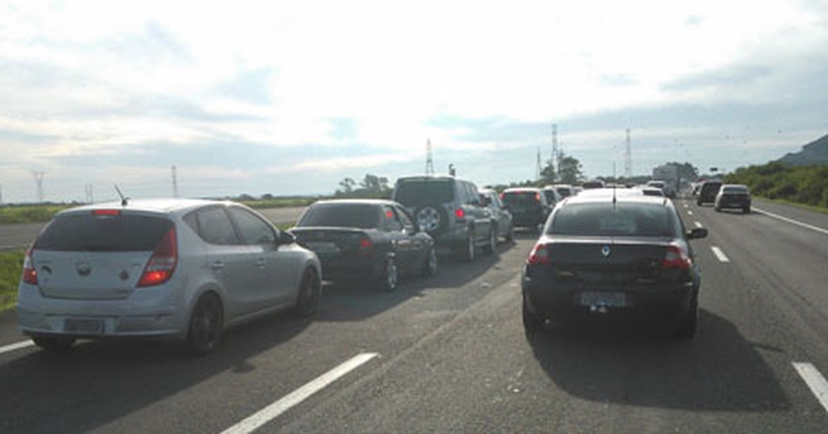 G1 - Trânsito na freeway é intenso no retorno do Litoral Norte do RS ...