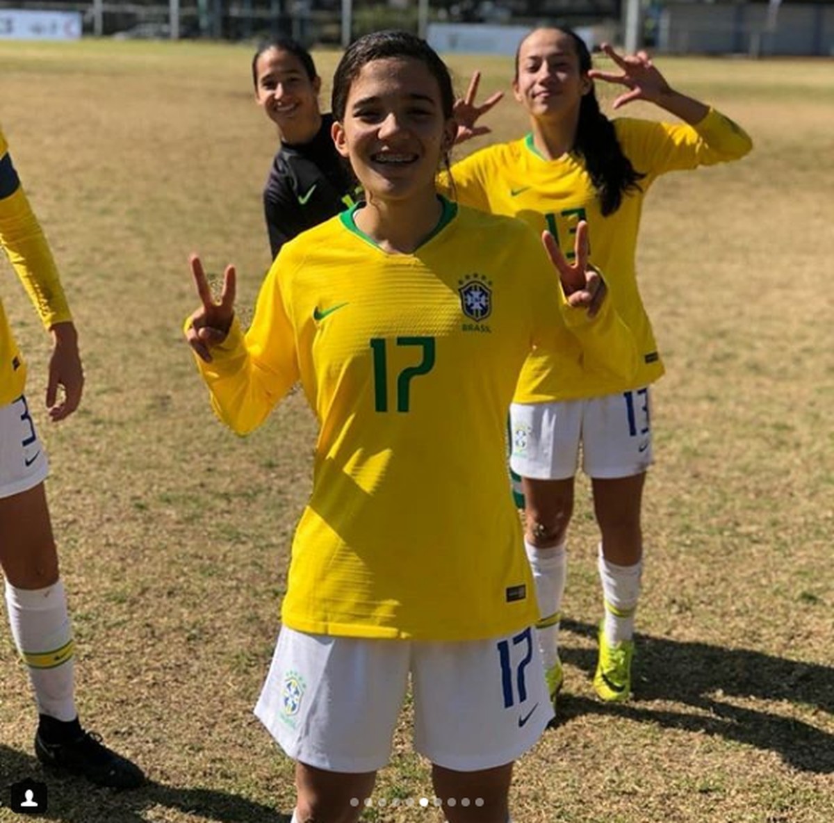 Volante ou atacante? Convocada pela 3ª vez para seleção sub-17 tira ...