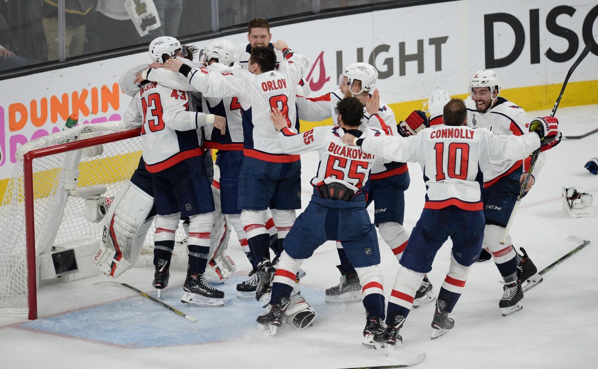 Capitals fecham série e conquistam pela primeira vez o título da NHL ...
