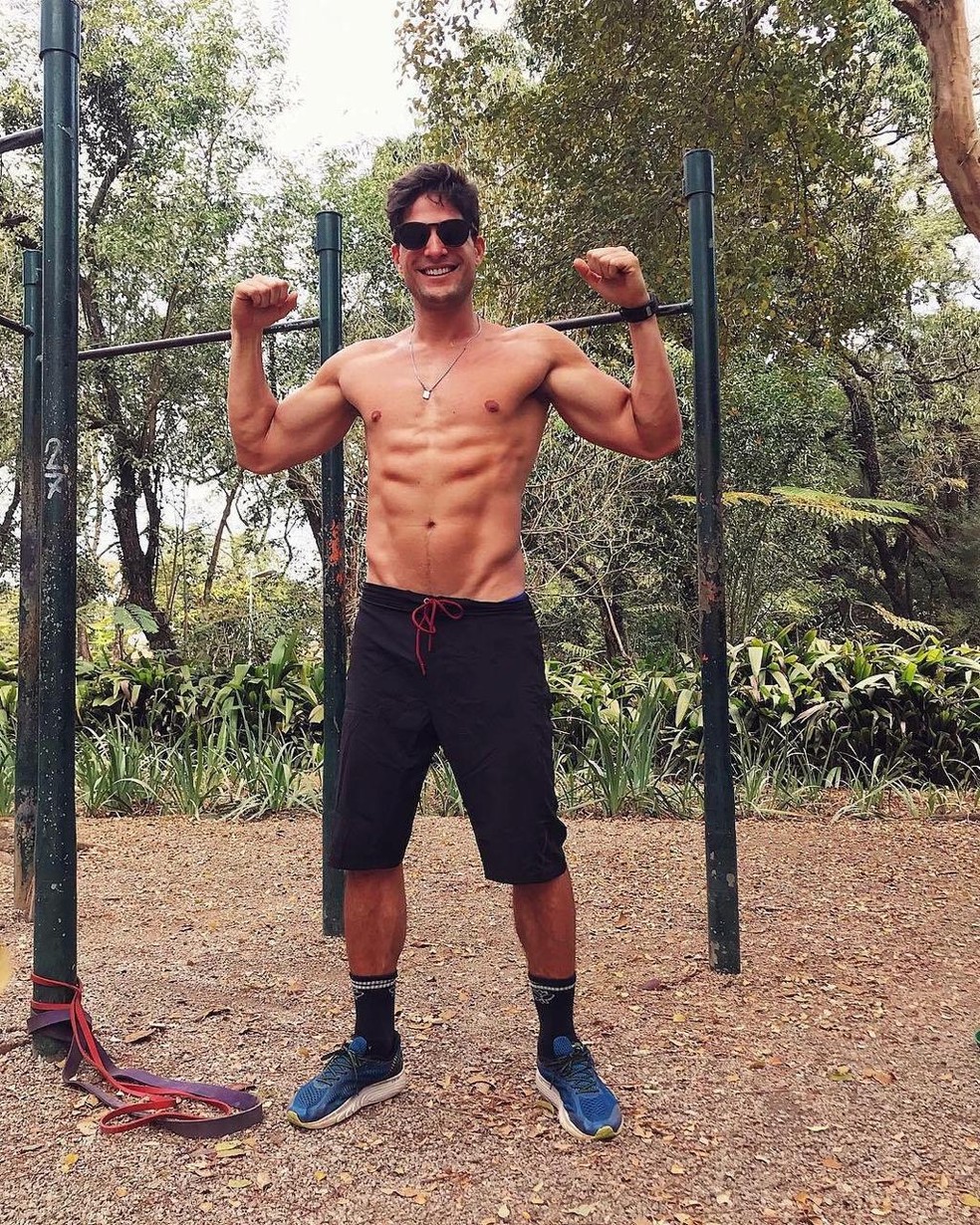 Ex-BBB André Martinelli se prepara para remar mais de 100km na Croácia ...