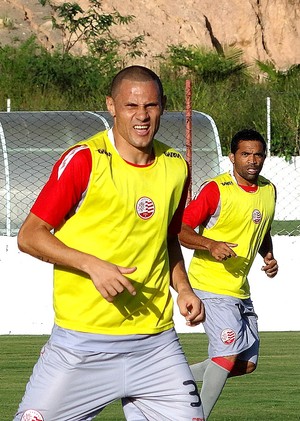 Careca sai do lugar-comum do futebol e ratifica problemas no Náutico ...