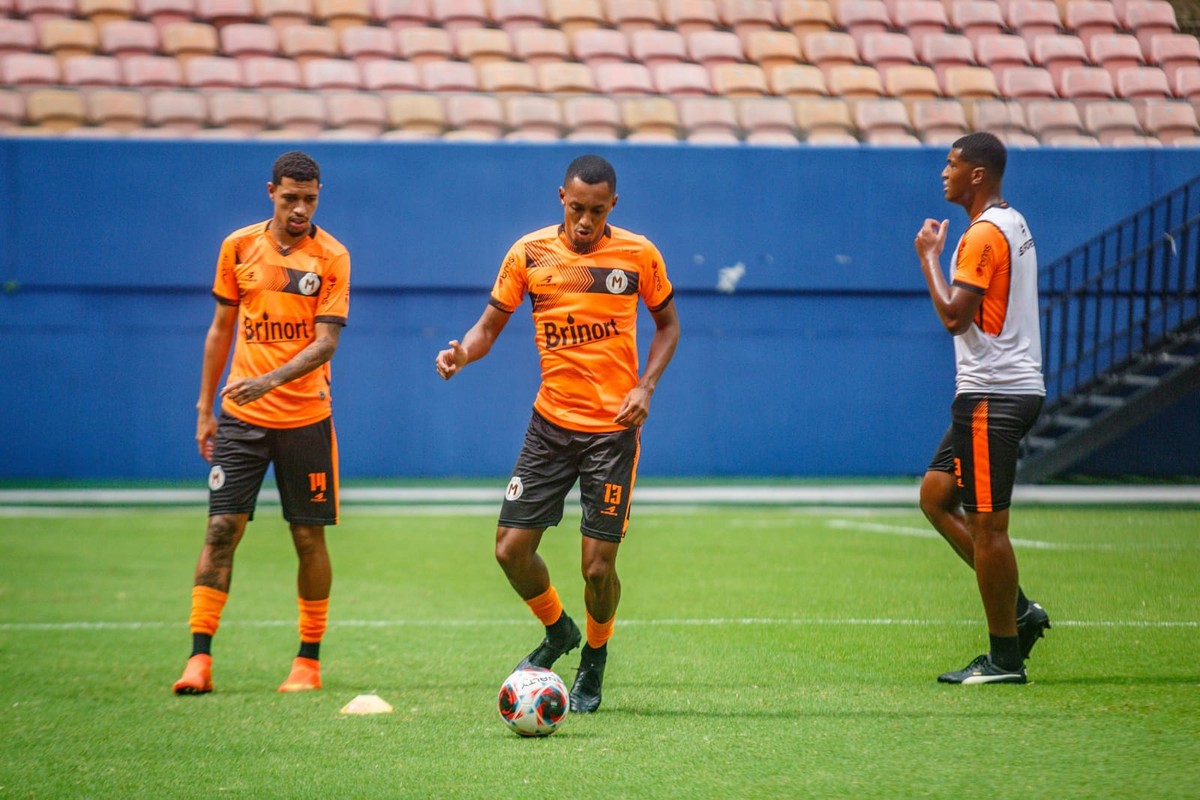 Diego Clemente fala sobre seus primeiros jogos no Manauara e duelo da semi: "Estamos focados ...