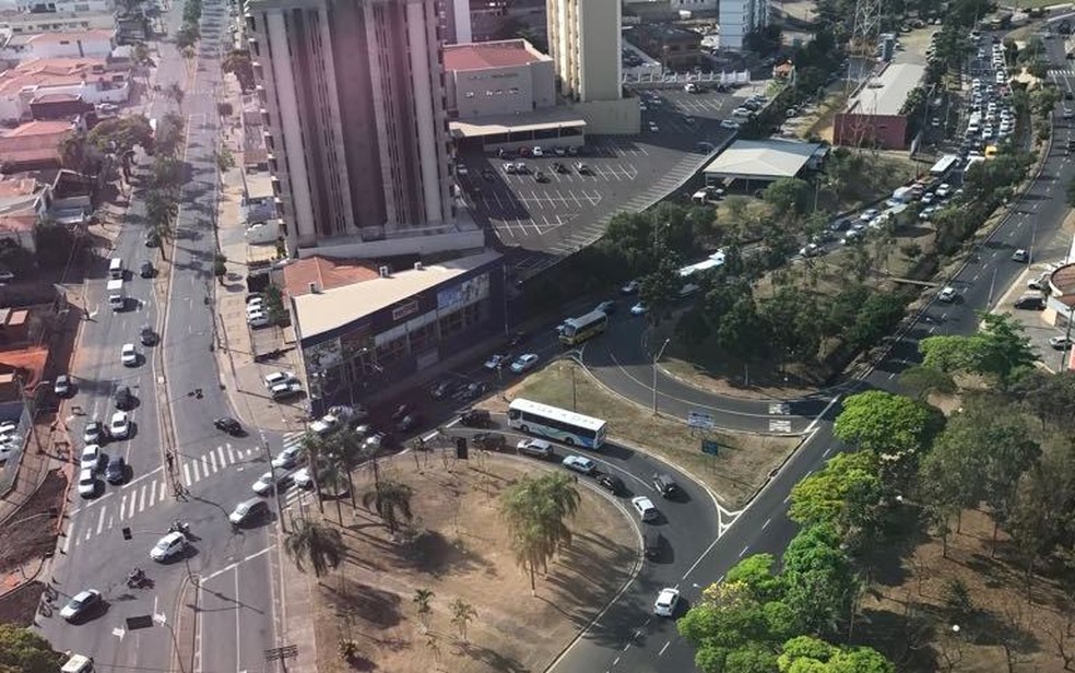 Obra em avenida central de Piracicaba causa lentidão; veja rotas ...