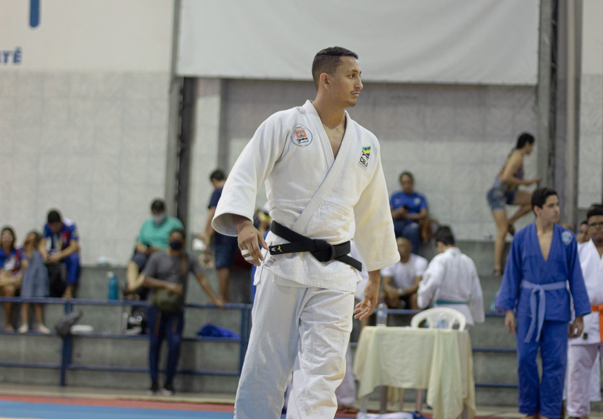 Após quinto lugar no Troféu Brasil, Edu Lowgan mira seletiva para ...