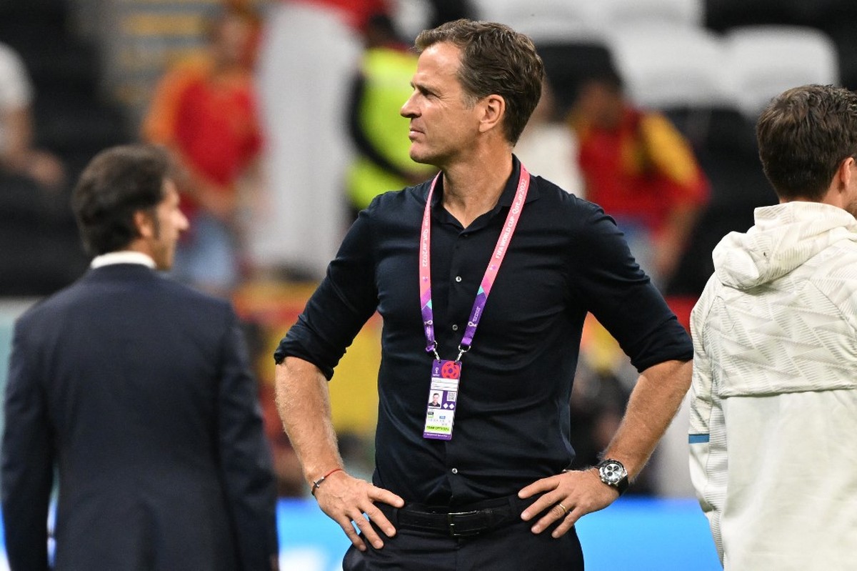 Após fiasco em Copa, Bierhoff pede demissão de cargo de diretor da ...