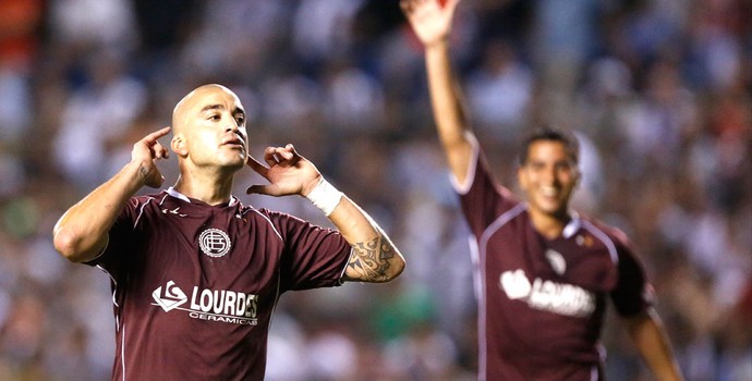 Com vantagem, Lanús recebe o Libertad pela Sul-Americana | globoesporte.com