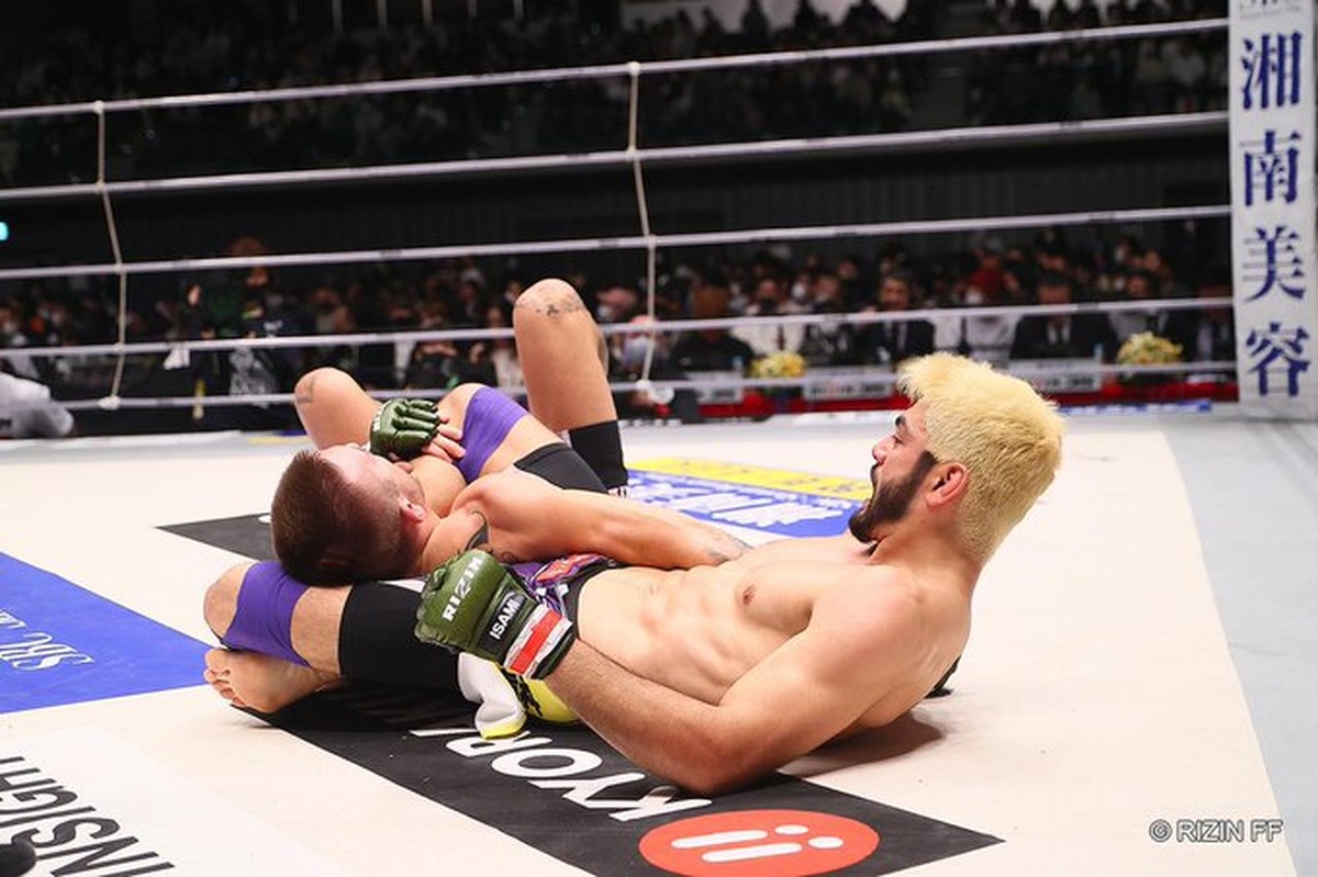 Rizin 35: Roberto Satoshi dá show, finaliza Johnny Case e defende ...