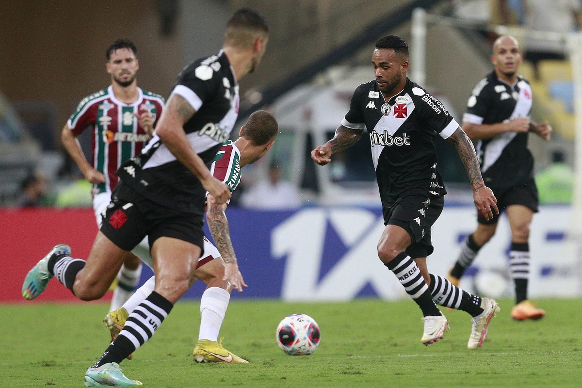 Alex Teixeira se vê em evolução no Vasco: “Esse ano é totalmente ...