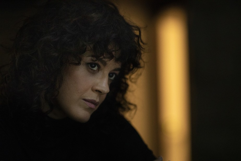 'Há coisas sobre mim que descubro em cena', diz Maeve Jinkings ...