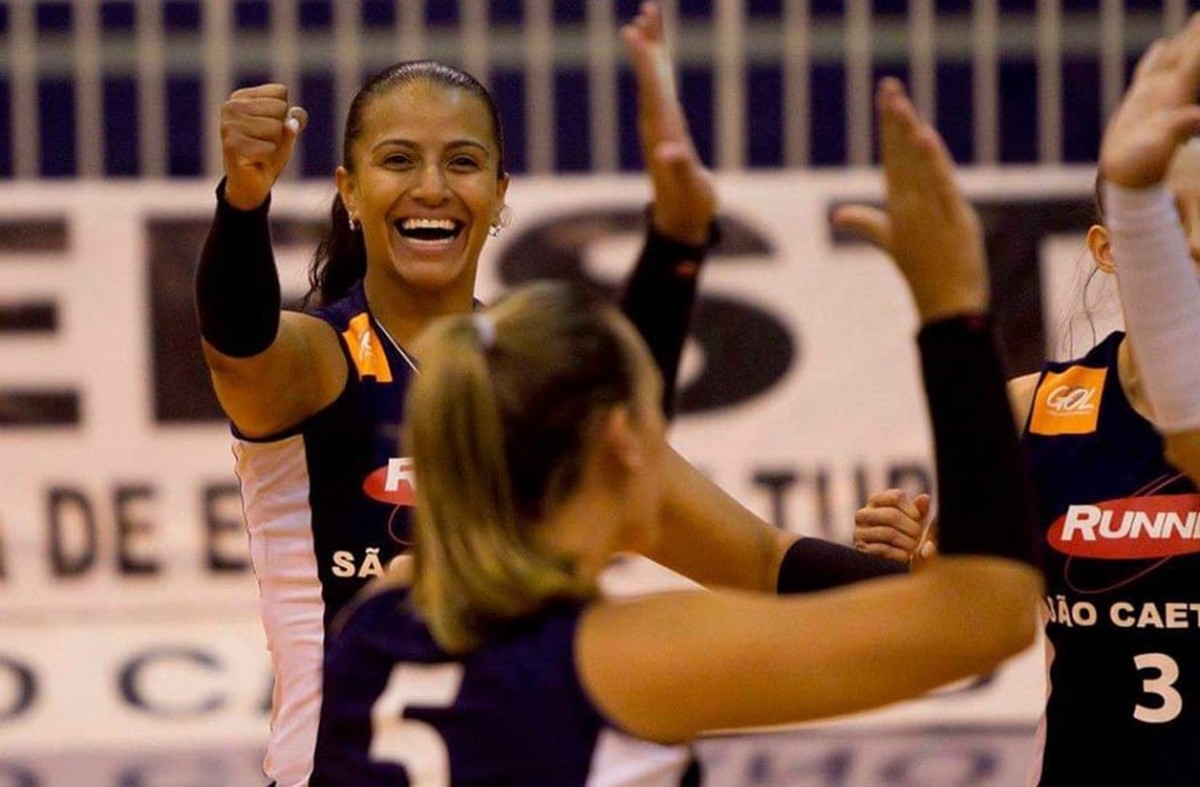 Dia Nacional do Vôlei: Participante do 'No Limite', Flavia se dedicou ...