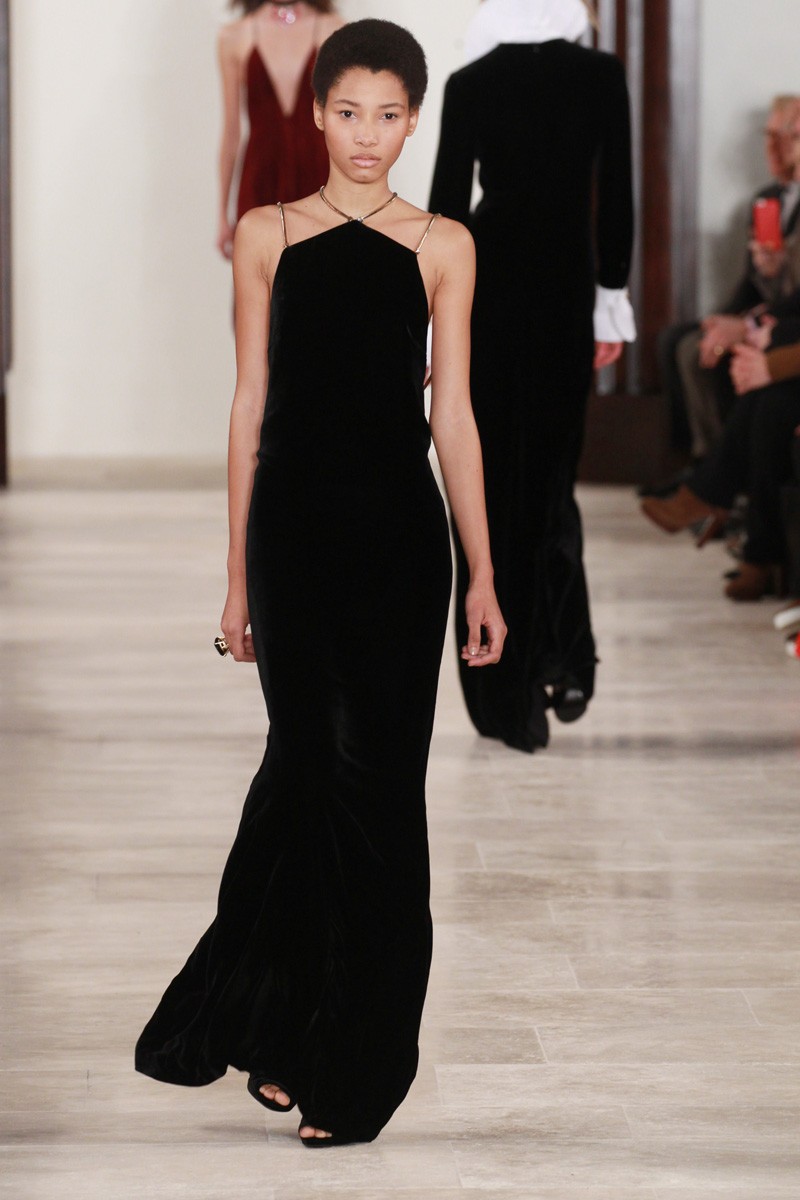 Ralph Lauren divide seu inverno entre roupas casuais e de festa ...