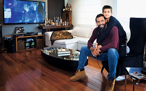 Com o filho, Henri Castelli mostra seu lar: "é mais compacto" - Quem ...