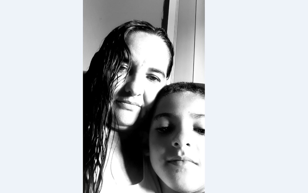 ‘Agora eu posso rir porque tenho meus dentes’, diz menino que teve ...