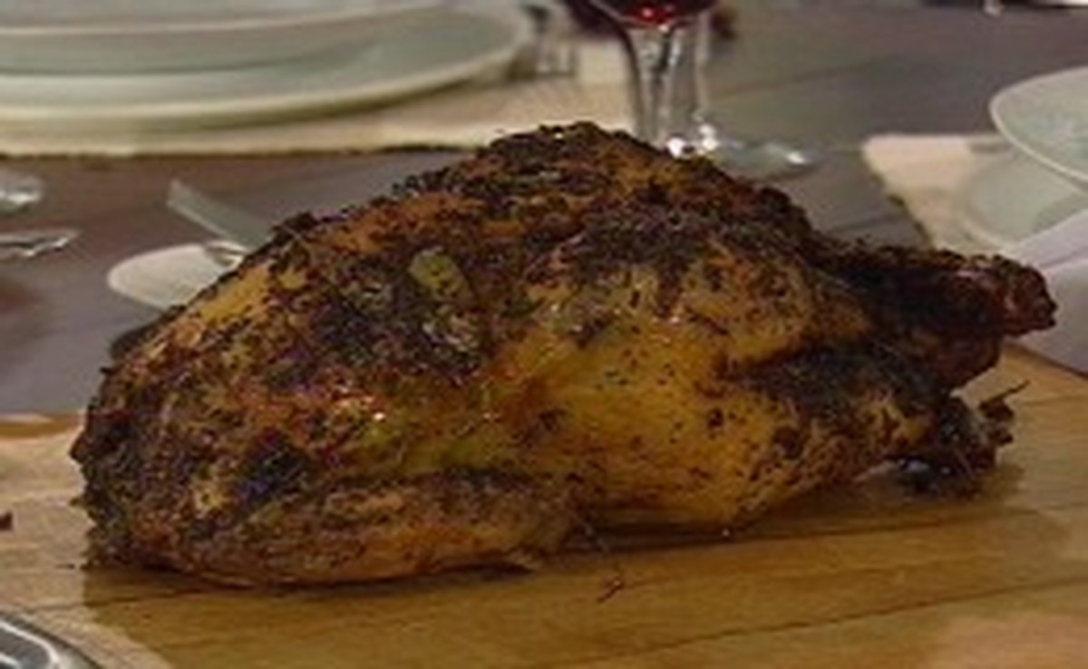 Poulet fermier roti com ervas e pomme paillasson | Aves | Receitas
