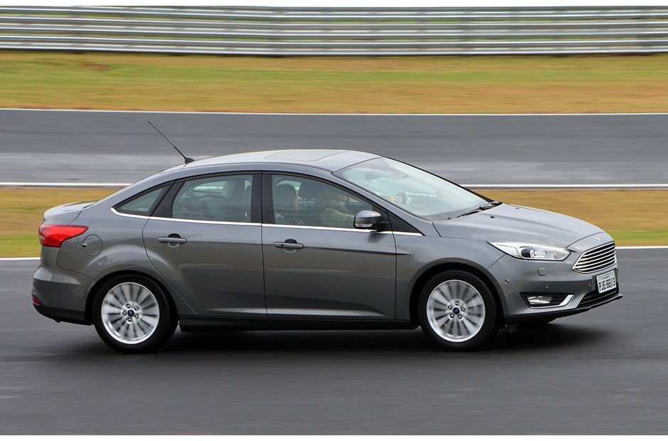 Avaliação: Ford Focus Fastback 2.0 Titanium | Testes | autoesporte