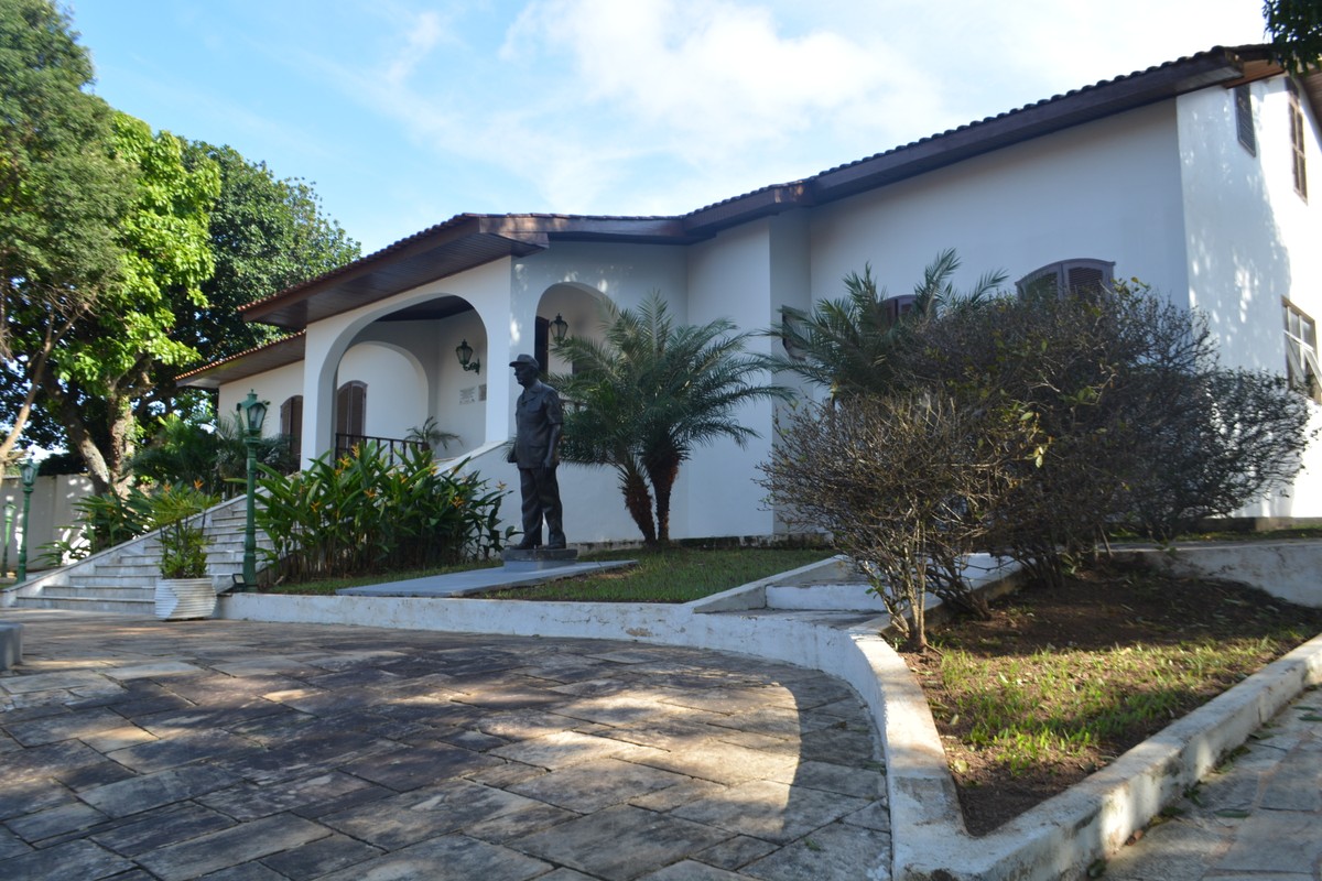 Com acervo que conta a vida do 1º governador de RO, Memorial Jorge ...