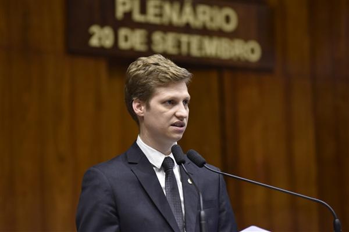 Novo anuncia pré-candidatura de Marcel van Hattem à presidência da ...