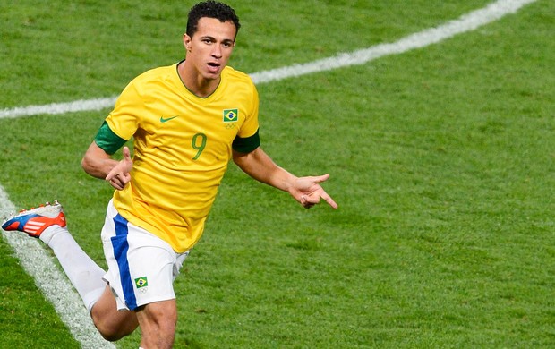 Mano revela cuidado com Damião e justifica opção por Alex Sandro ...