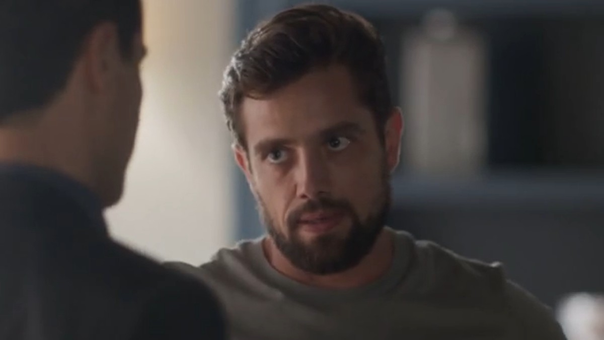 Rômulo faz planos com Danilo, que envolvem Jonathan, em Cara e Coragem ...