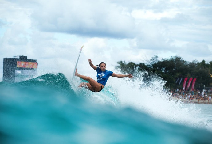 Após vencer Silvana Lima e Tatiana, Gilmore perde final para Carissa Moore