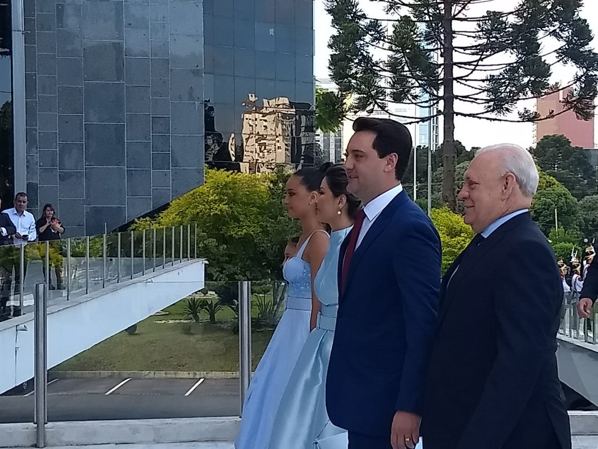 Traiano diz que proposta de reajuste aos servidores do Paraná será ...