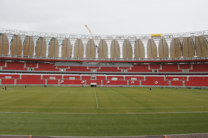 FOTOS: veja como o Beira-Rio recebeu os jogadores do Inter no primeiro ...