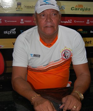 Freitas Nascimento se apresenta com a missão de levar paz ao Campinense ...