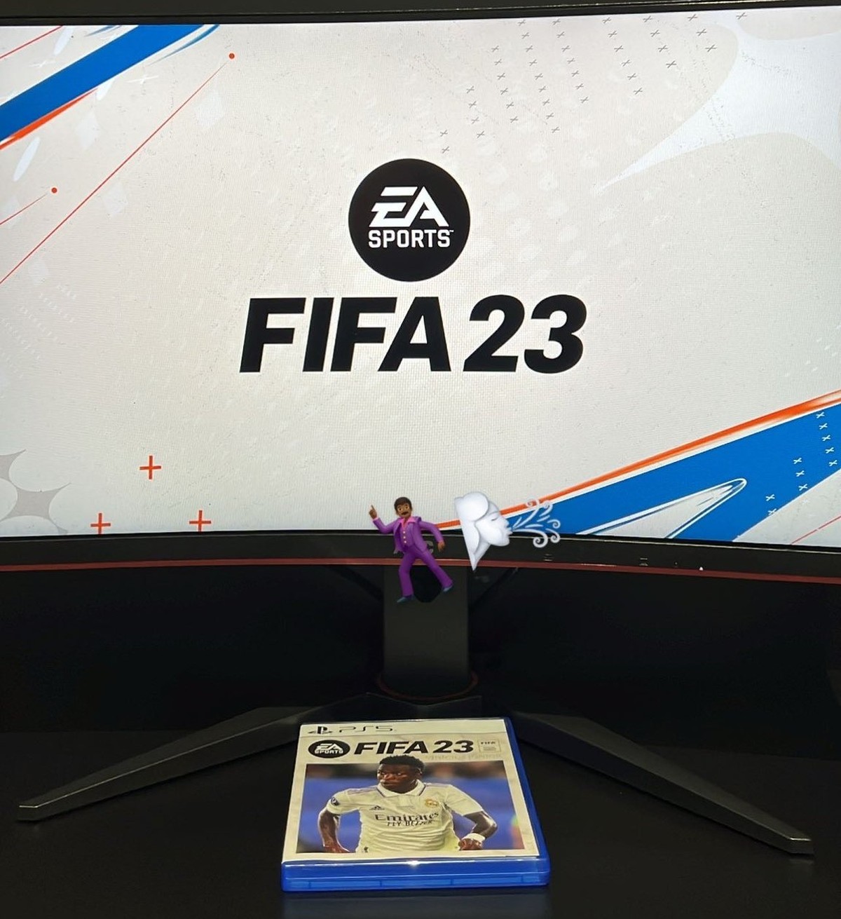Vini Jr. posta jogando FIFA 23 com capa exclusiva de embaixador | fifa | ge