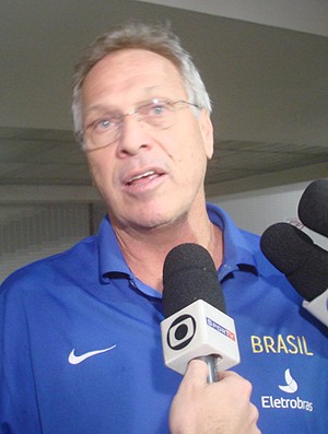 Corujão do Esporte recebe Alberto Bial, Ibson e o cantor Arlindo Cruz ...